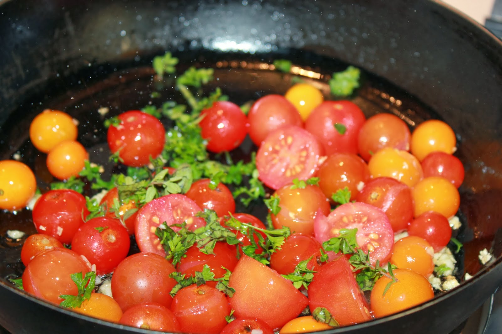 Sisters Luv 2 Cook: Sauteed Cherry Tomatoes