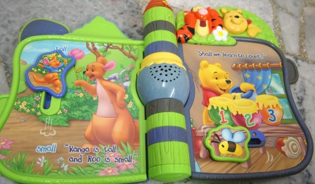 JuaiMurah: Vtech Pooh Slide N LEarn Storybook