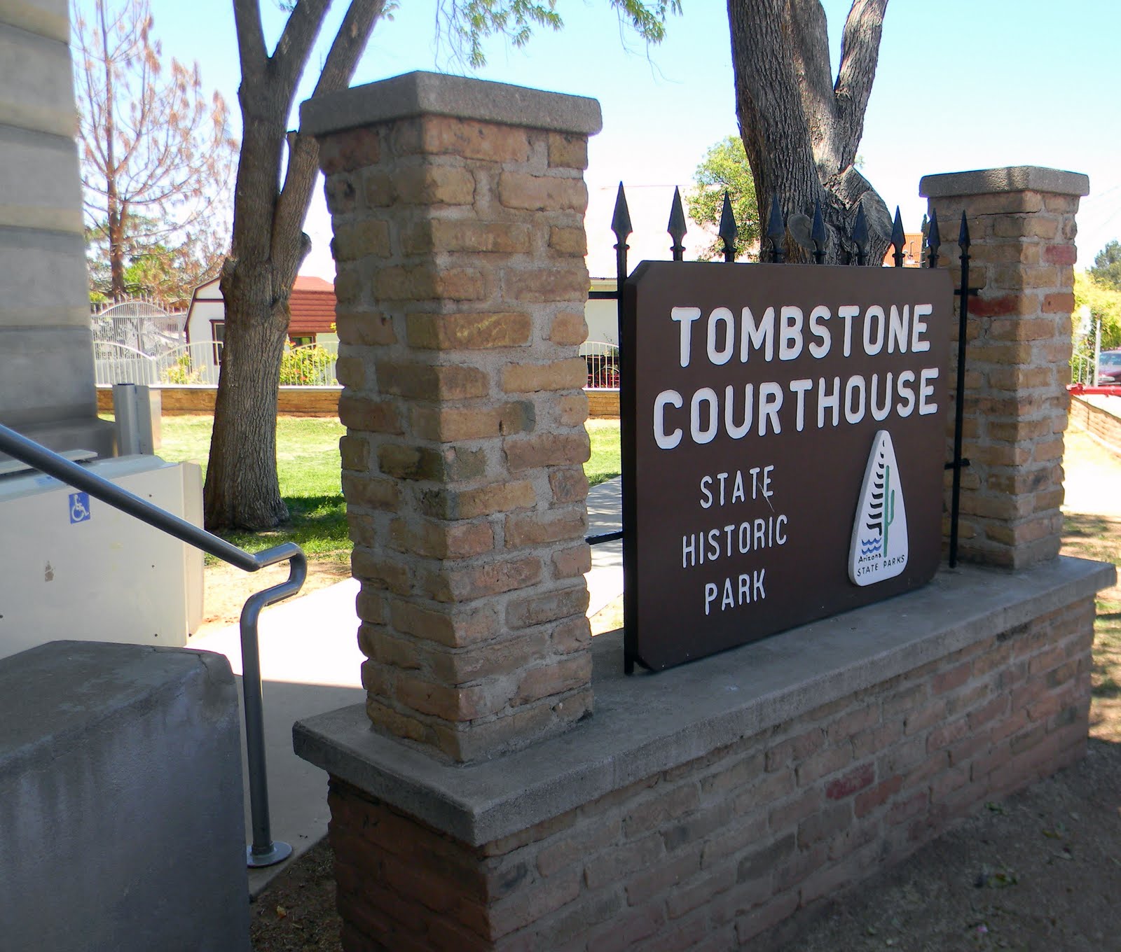 Tombstone's Historic Courthouse