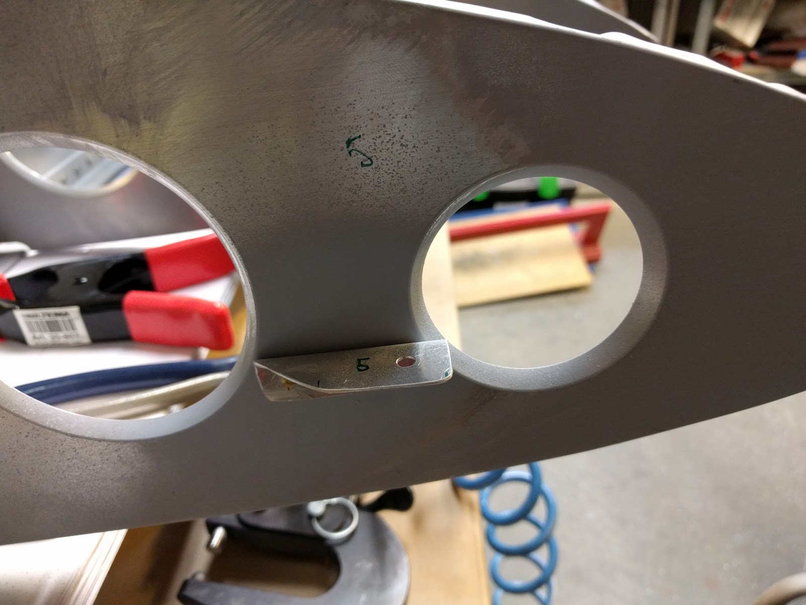 Onex build log: Ready to rivet on the wing skins