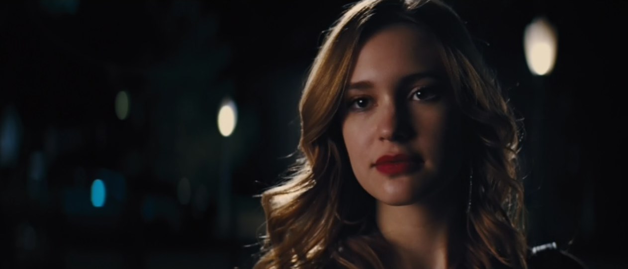 Horror Movies and Beer!: Alexia Fast gets Dumped in Jack Reacher (2012)