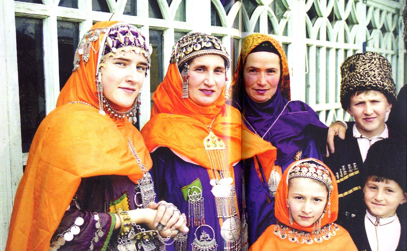 FolkCostume&Embroidery: Costumes of Dagestan