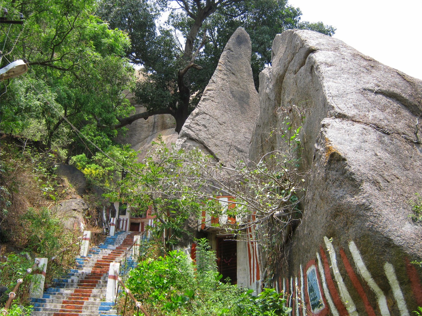 RamaDevara Betta , Ramgiri , Ramanagar - awesome hill spot one day trip ...