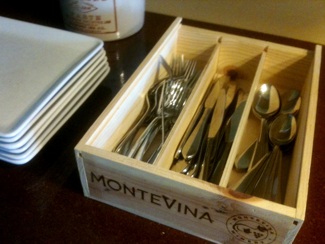 Rustchic: Repurposed Wine Box