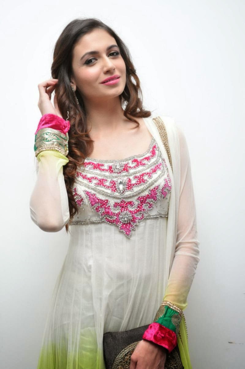 Actress Simran Kaur Latest Cute Chudidhar Stills - Cine Gallery