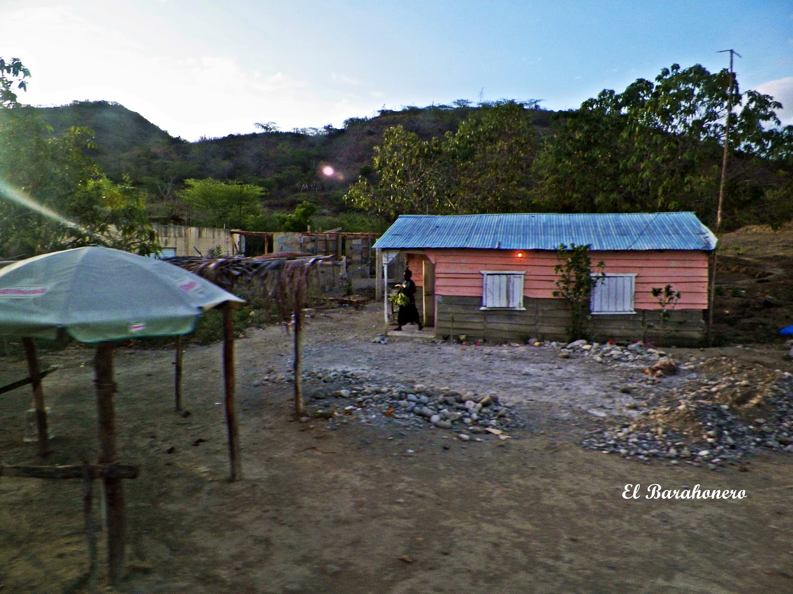 Humilde casa del campo sureño|El Barahonero