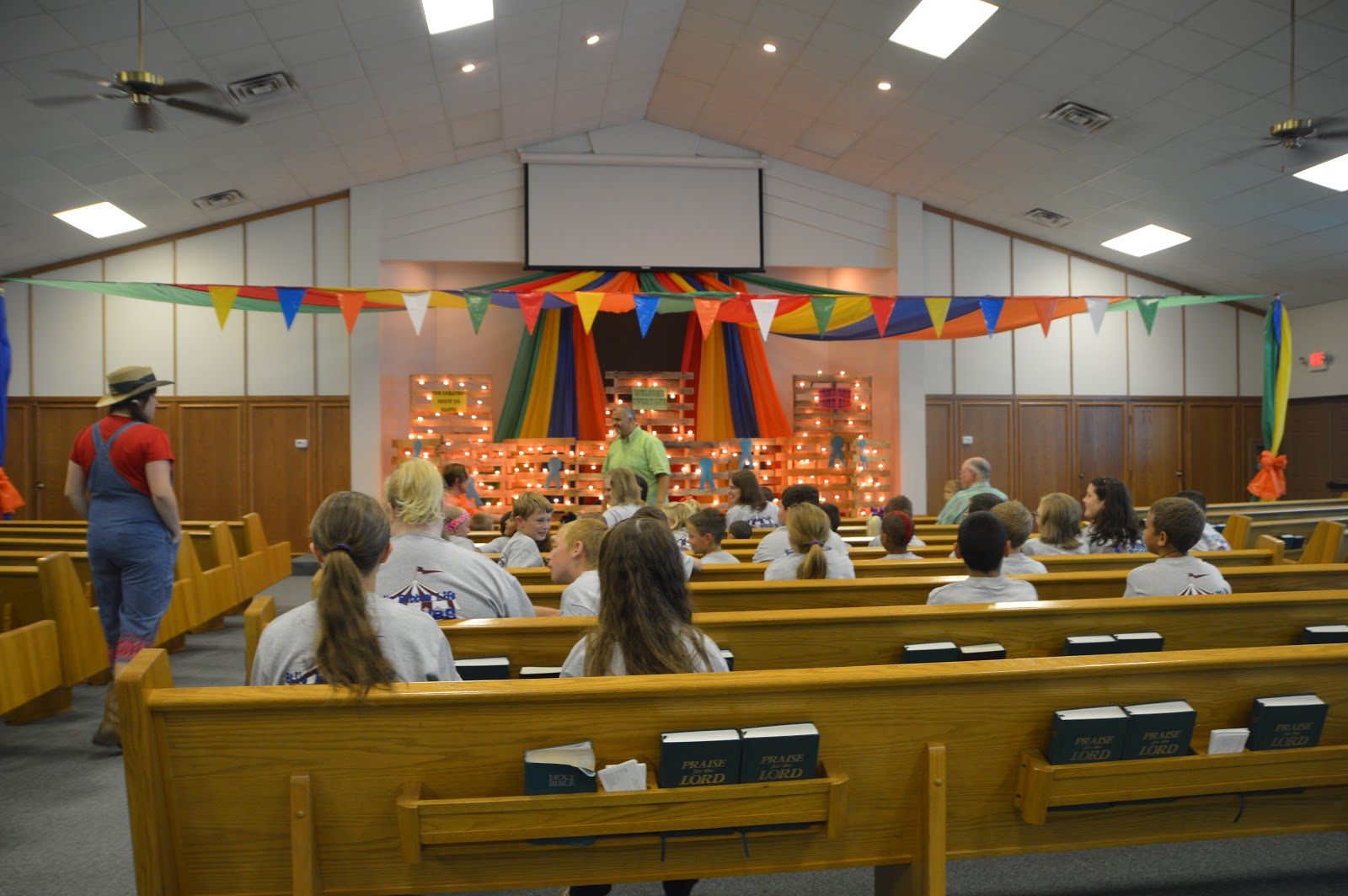 Shine Like Stars: It's a Blue Ribbon Life - VBS 2013 (Day 1)