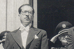 HERNÁN SILES ZUAZO ASUME LA PRESIDENCIA EN BOLIVIA | Historias de Bolivia