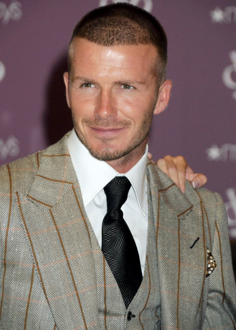 El cabello de David Beckham con el paso de los años - Akío Magazine