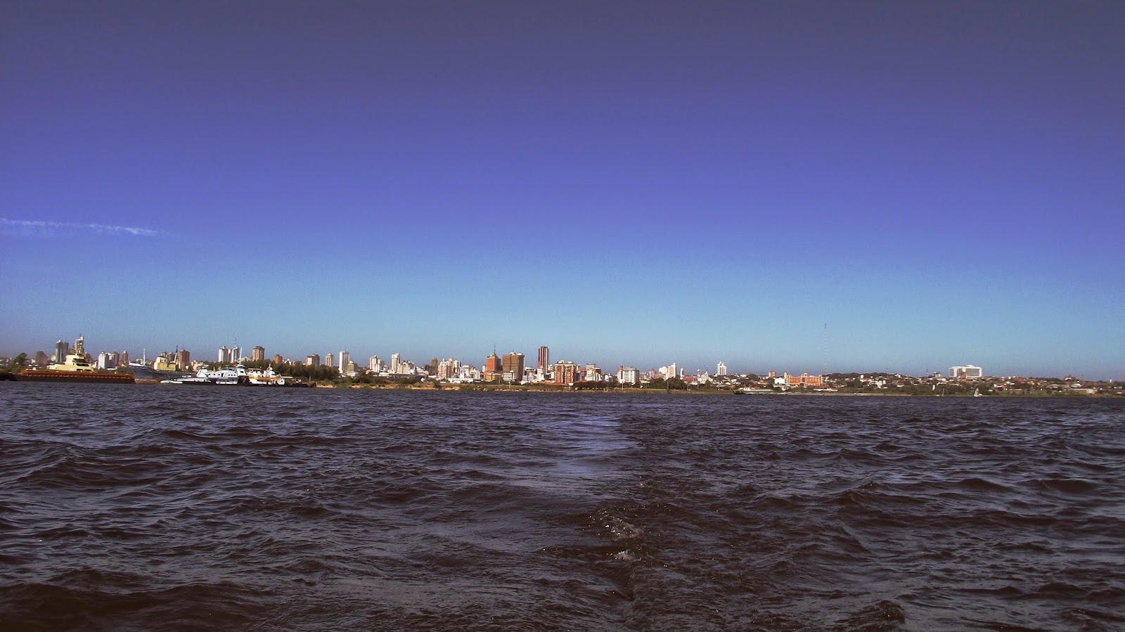 Asunción en imágenes.: Asunciòn vista desde la bahia.