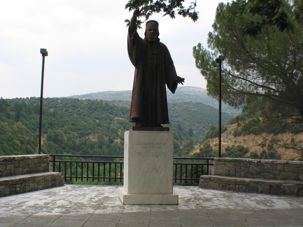 ΒΑΜΒΑΚΟΥ ΠΑΡΝΩΝΑΣ - ένα με την φύση: ΔΕΙΤΕ ΦΩΤΟΓΡΑΦΙΕΣ ΑΠΟ ΤΗΝ ΒΑΜΒΑΚΟΥ