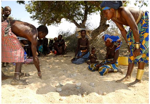 Les Marraines De Luanda - Angola: Le peuple Mucubais