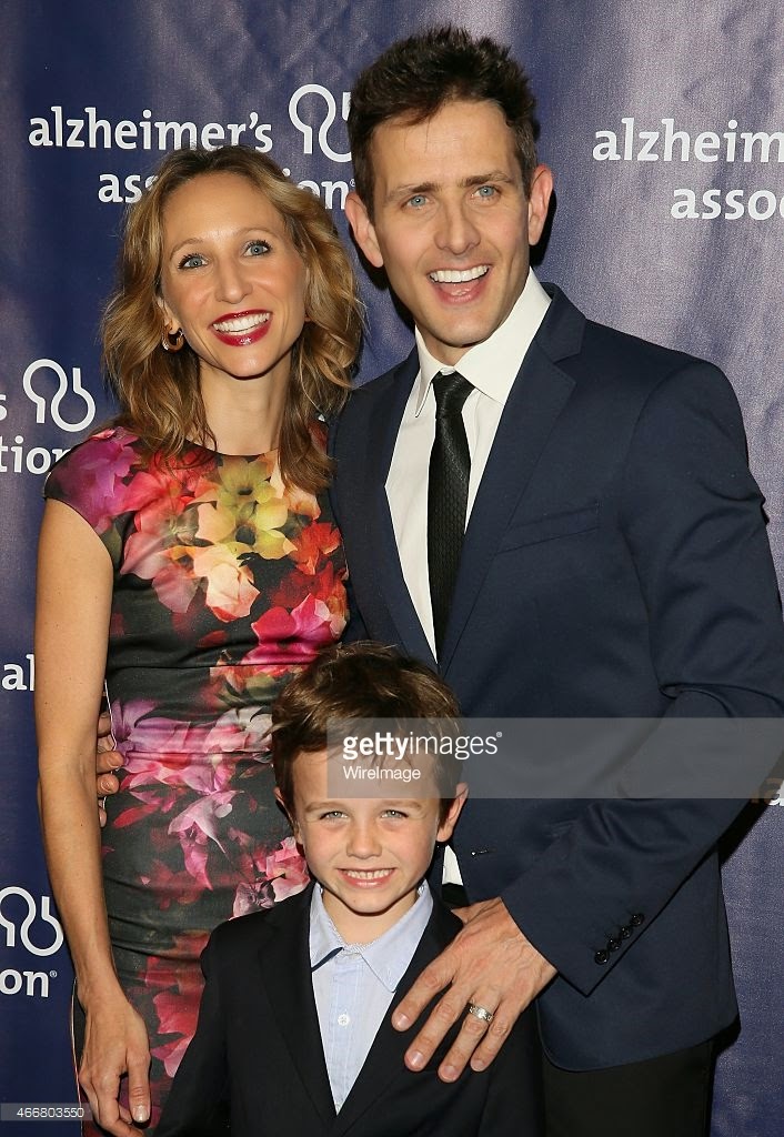 Nkotb News Joey Mcintyre Named Caregiver Of The Year Award By The Alzheimers Association