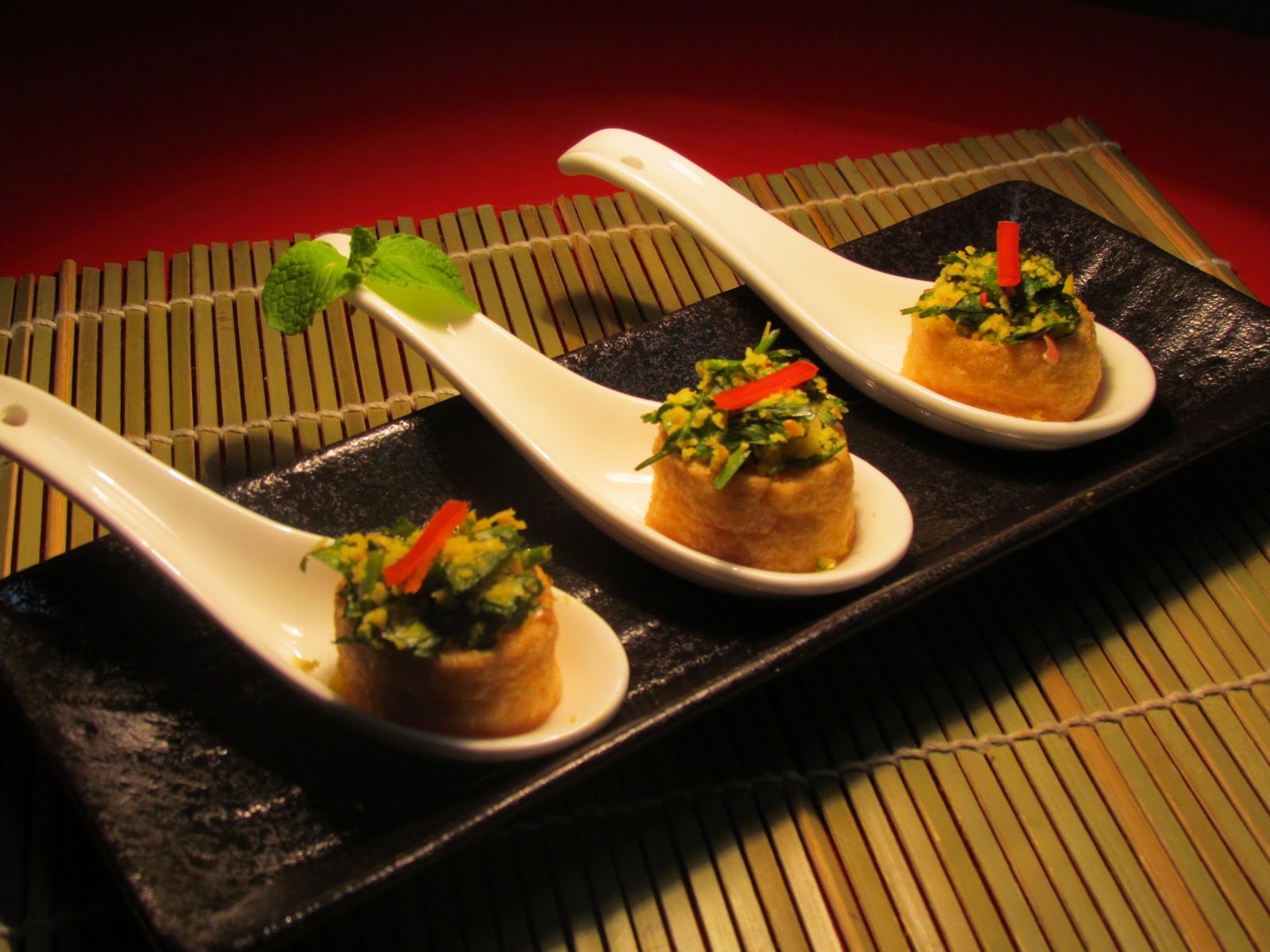 DeLiMa ZamRuD: Kerabu pucuk selom & tauhu jepun