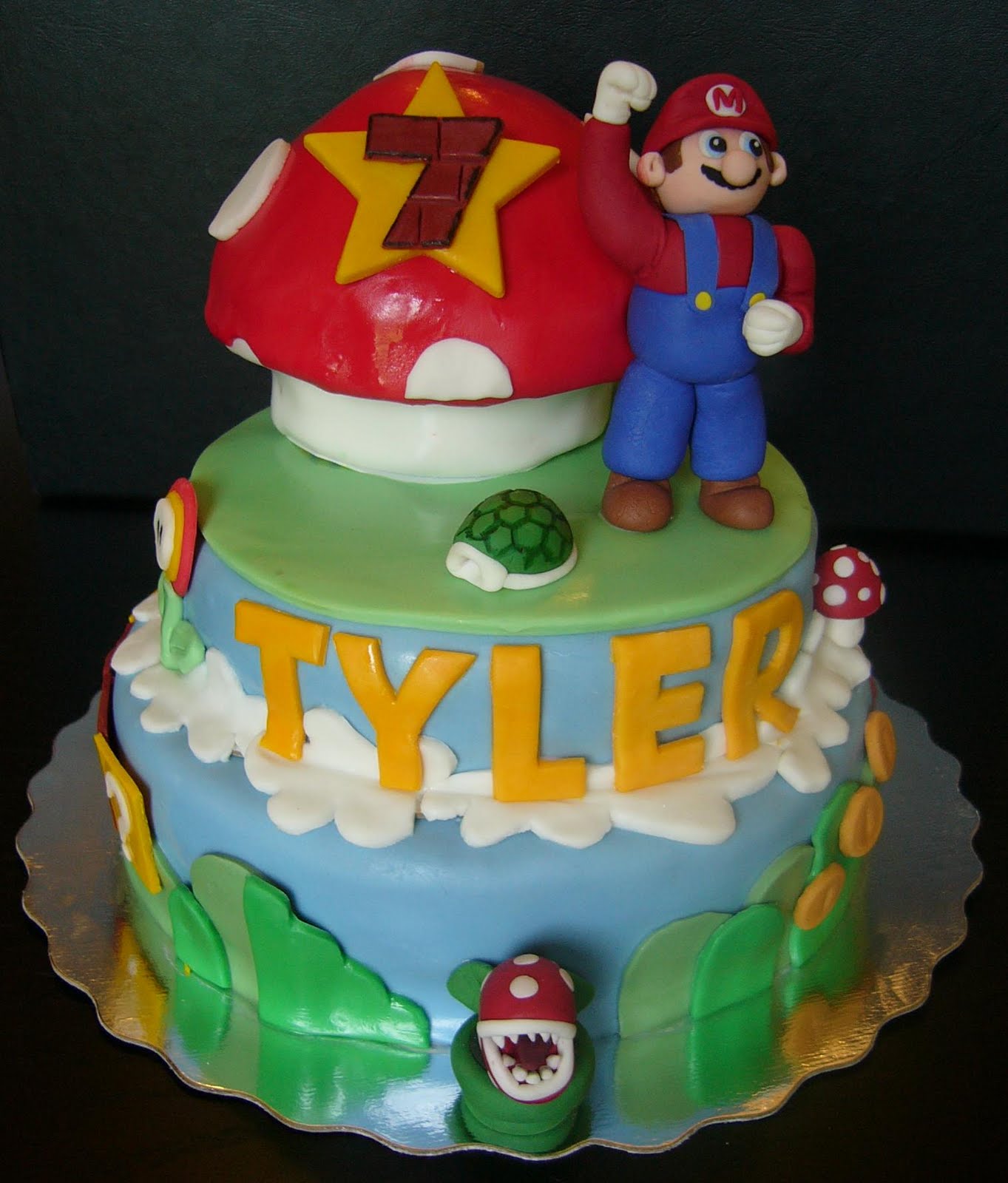 Marquis Exquis: Gâteau Mario Bros - M.E. Gâteaux à Gatineau