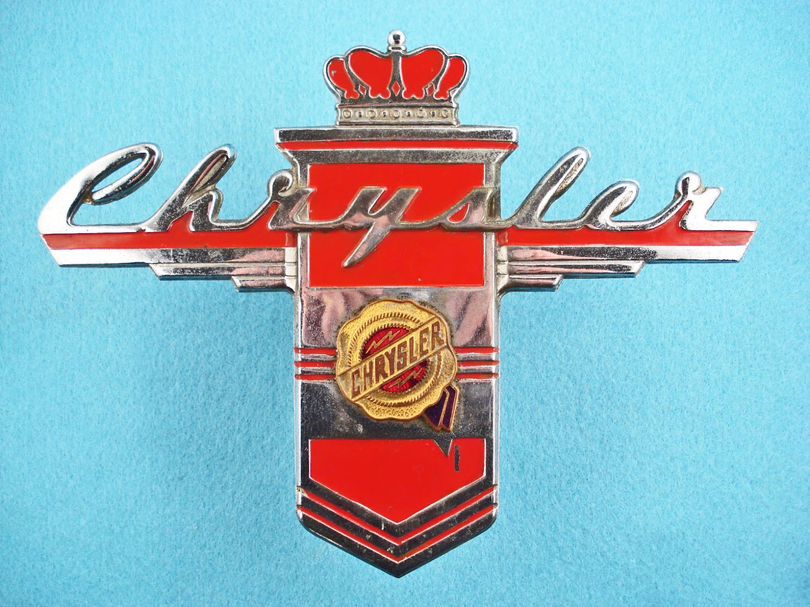 American Auto Emblems: CHRYSLER