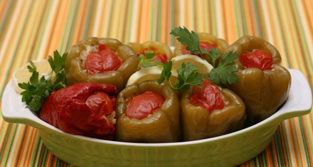 Masterpiece Recipes-Turkish Cuisine: Rice Stuffed Pepper - Dolma