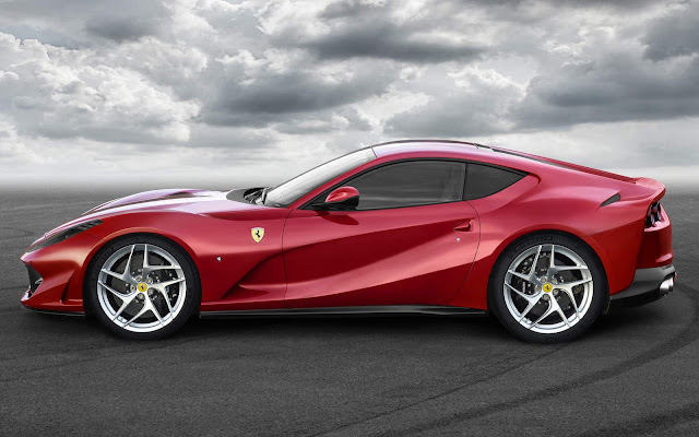 Nova Ferrari 812 Superfast: fotos e especificações oficiais