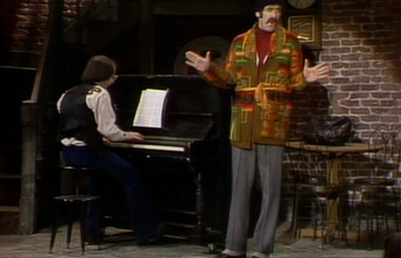 Classic SNL Reviews: Season 1, Episode 9; Host:Elliott Gould, with Anne ...