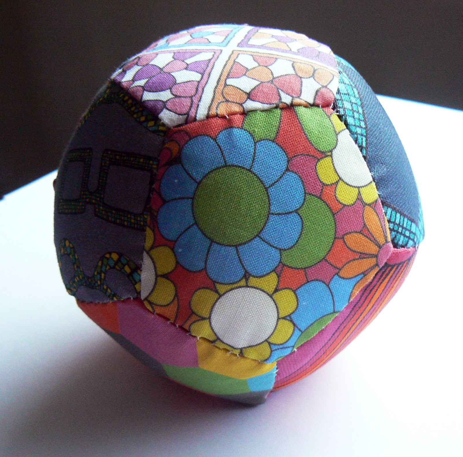 CurlyPops: A Scrappy Ball