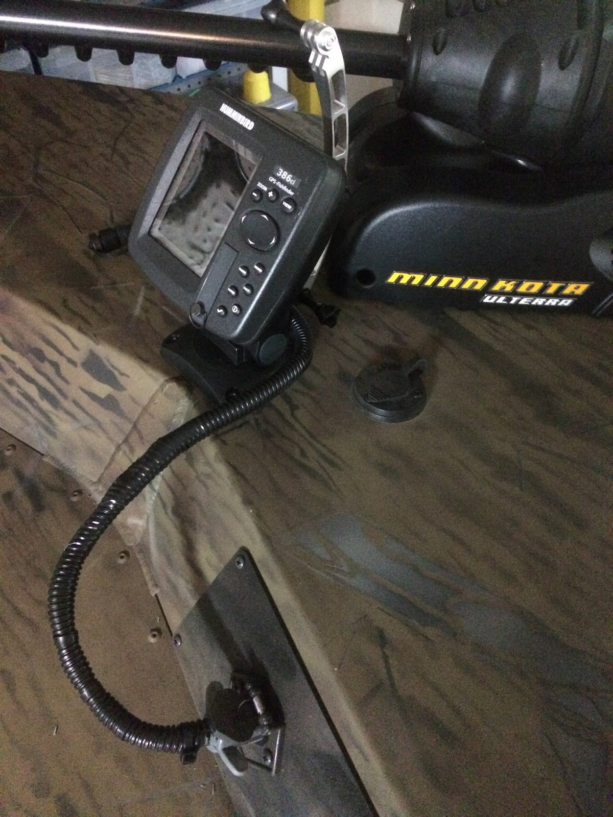 Damon Outdoors: Bow Mount Fish Finder