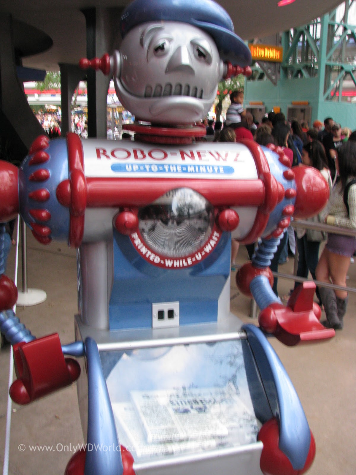 Robo-Newz Direct From Tomorrowland | Disney World Blog Discussing Parks ...
