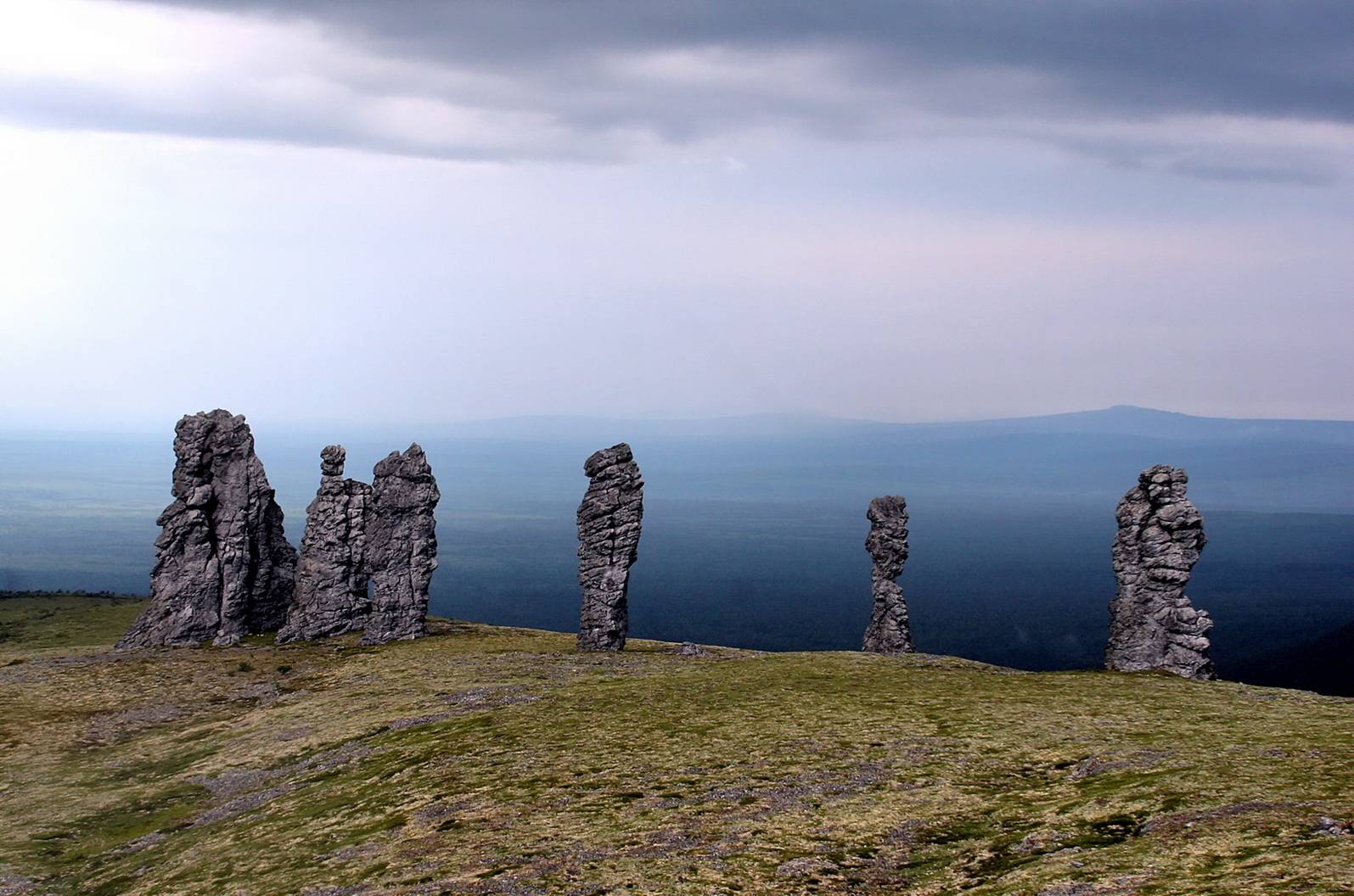 The Manpupuner Rock Formations – Russia’s Seven Strong Men ~ Kuriositas