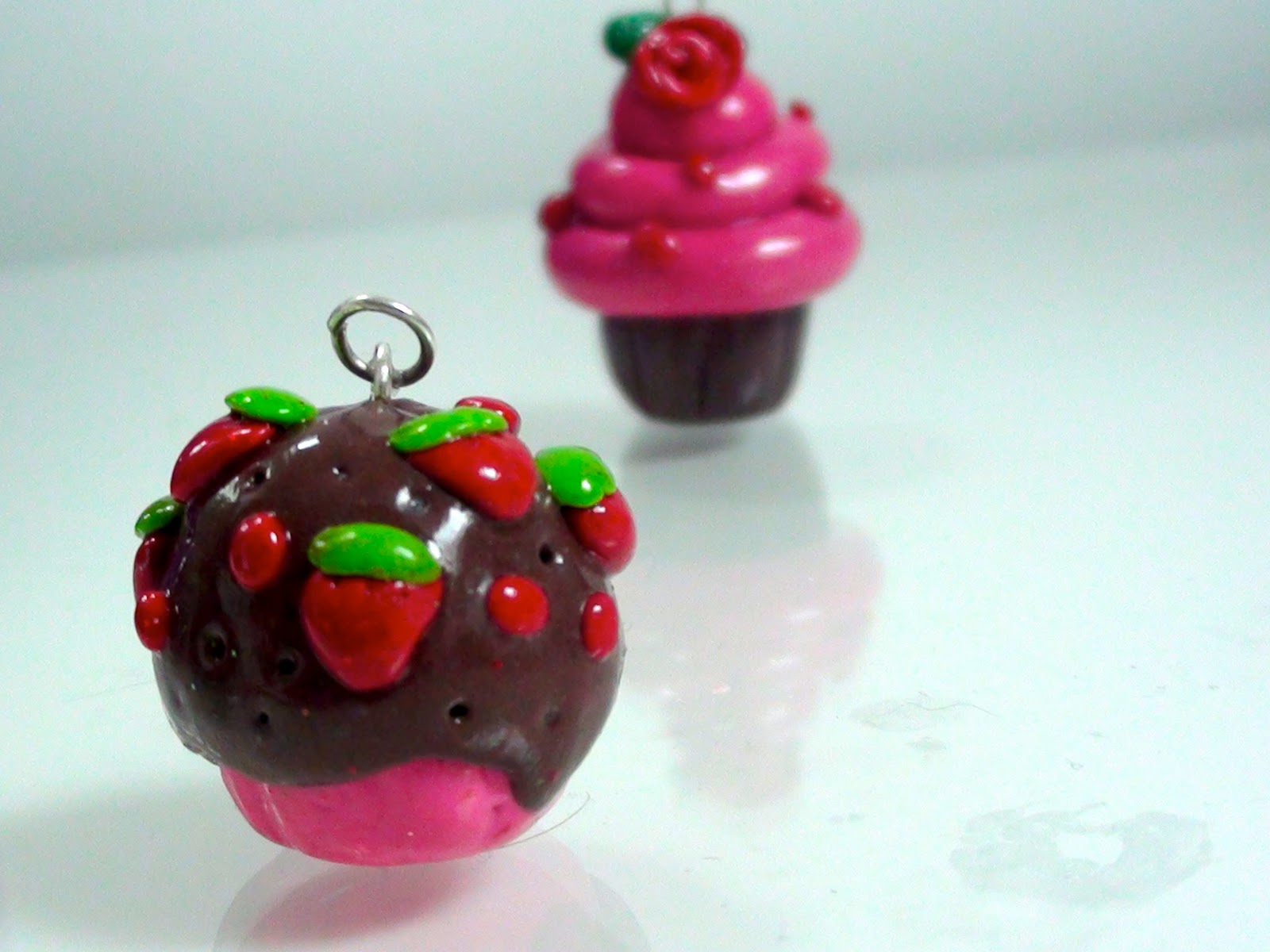 Tutoriel en vidéo : Réaliser 2 styles de cupcakes en FIMO