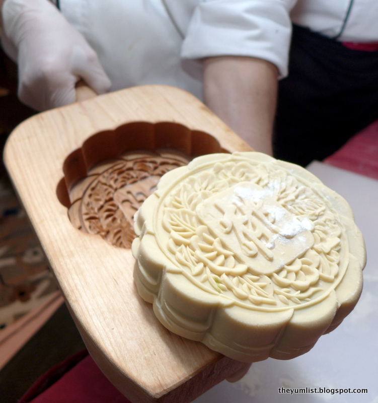 Mooncakes, OneSixFive & Tao, InterContinental Kuala Lumpur - The Yum List