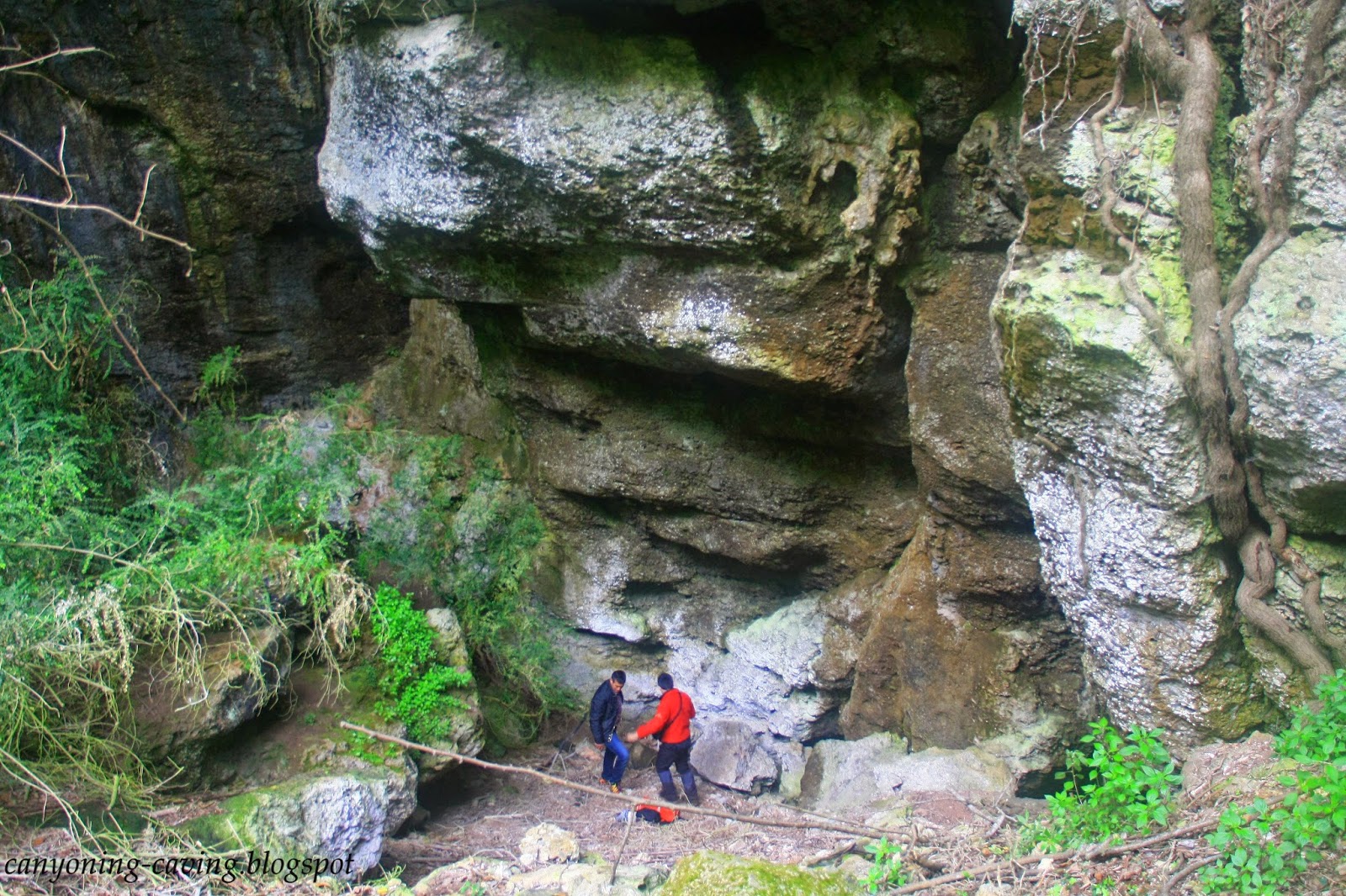 Canyoning - Caving: Μαΐου 2014