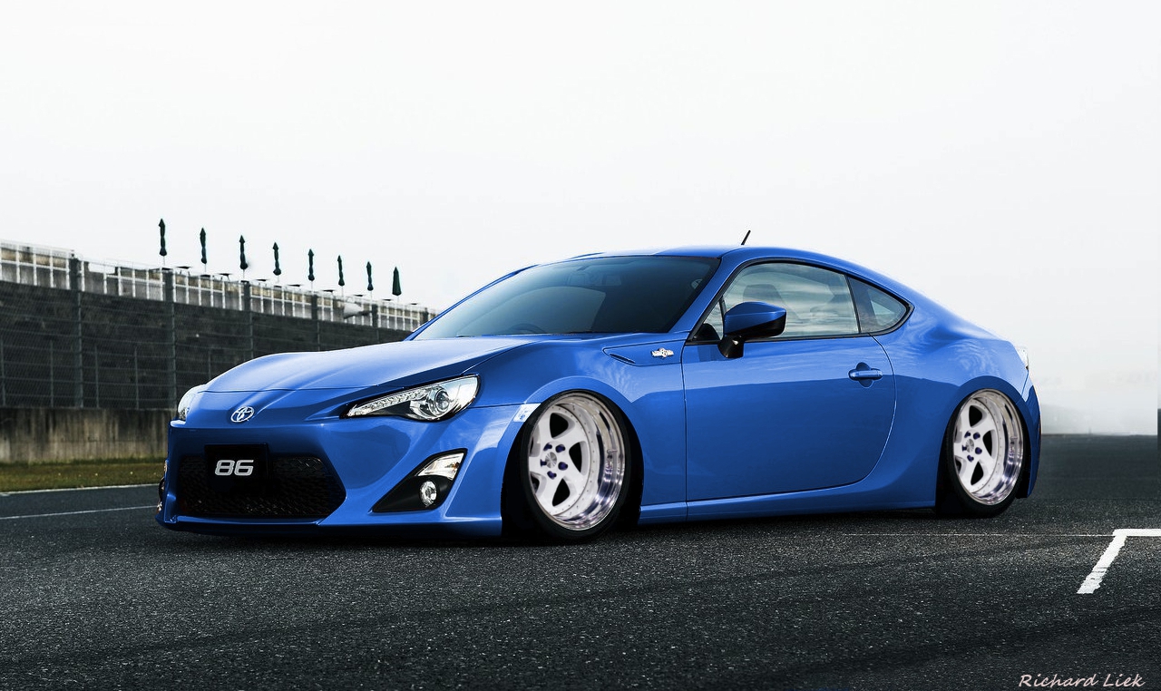 Bloggers gonna blog: Toyota GT86 / Scion FR-S / Subaru BRZ