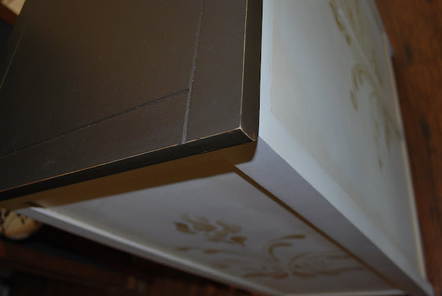 The Studio at 3 Oaks - A Creative Journey: Caromal Colours Reclaim Counter