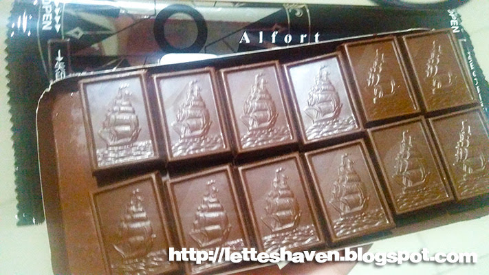 Lette's Haven: Bourbon Alfort Chocolate Biscuit