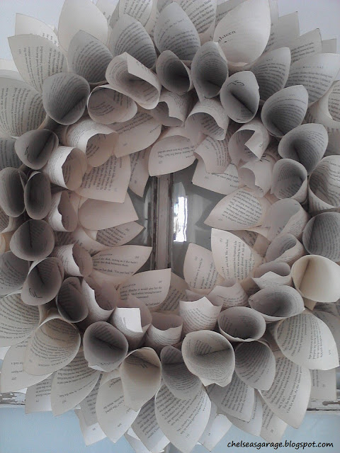 Chelsea's Garage: Paper wreath tutorial