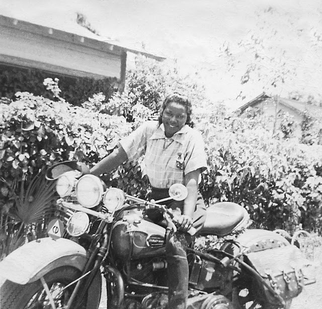Vintage Photos of "Motorcycle Queen" Bessie Stringfield, Who Owned 27 ...
