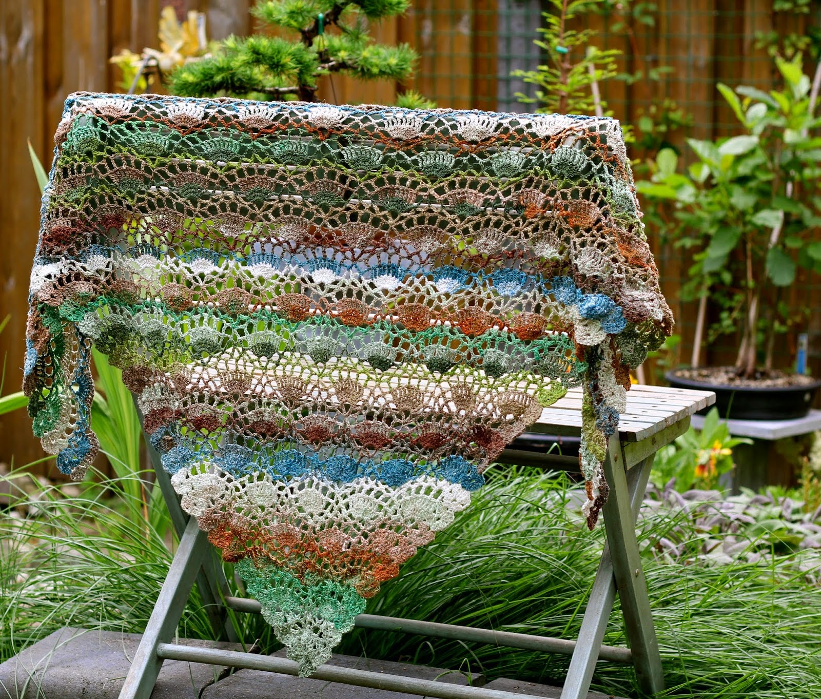 Lindevrouwsweb: Haakpatronen omslagdoeken