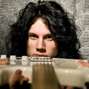 AORLAND: ENTREVISTA ERIC RIVERS ( H.E.A.T)