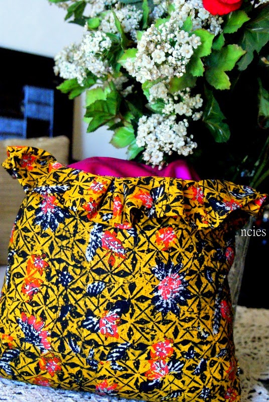 How To Make Crochet Batik Bag ( Recycle)