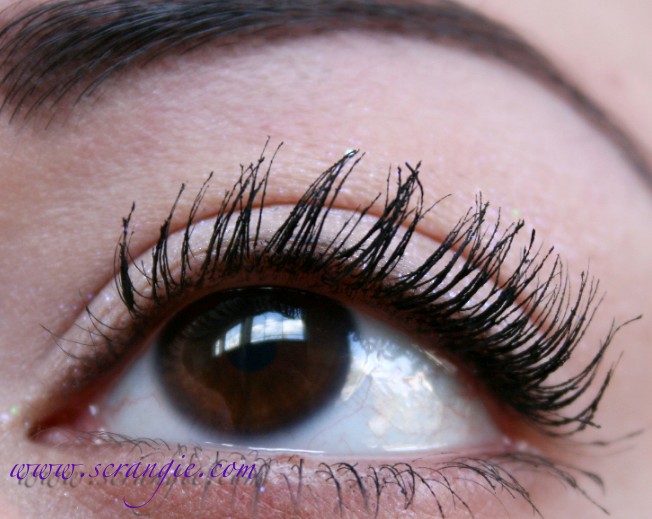Scrangie: New Milani Total Lash Cover and Runway Lashes Mascara Review