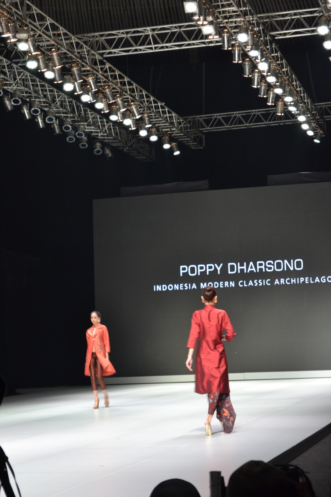 Kiky Mizanie: Indonesia Fashion Week - Day 4 Consensual Modernity ...