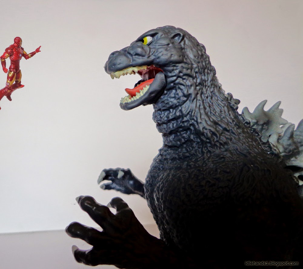 Idle Hands: Celebrate Godzilla Day with Diamond Select's Vinyl Figural Bank