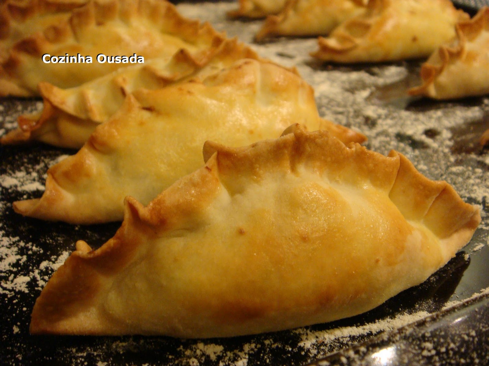 Cozinha Ousada: Pastel Assado com Recheio de Peru