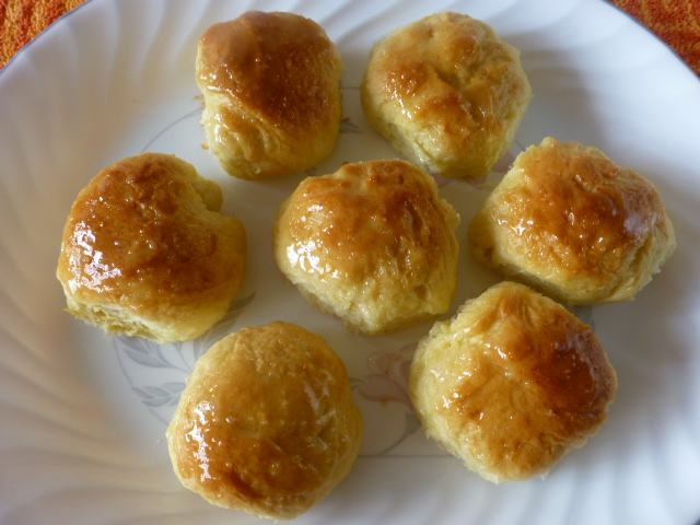 Singapore Chettinad Recipes: Orange Sweet Buns Recipe