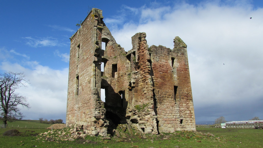 EK Walks: Turnlaw to Dechmont Hill via Gilbertfield Castle