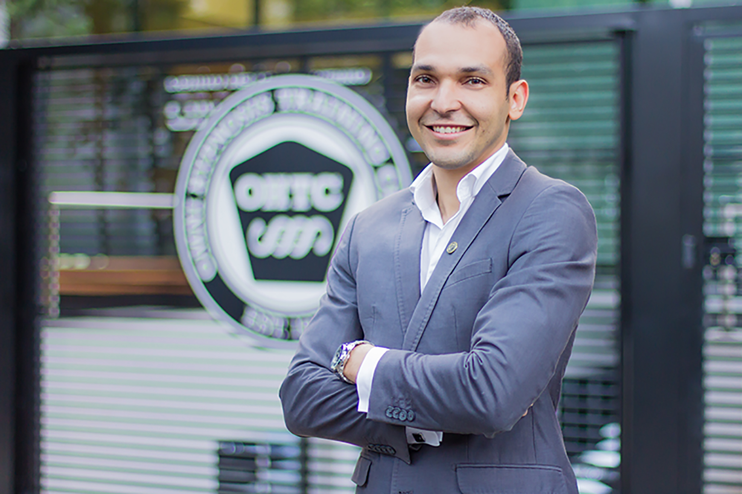 Michael Arruda lança livro de Hipnoterapia com potencial transformador ...