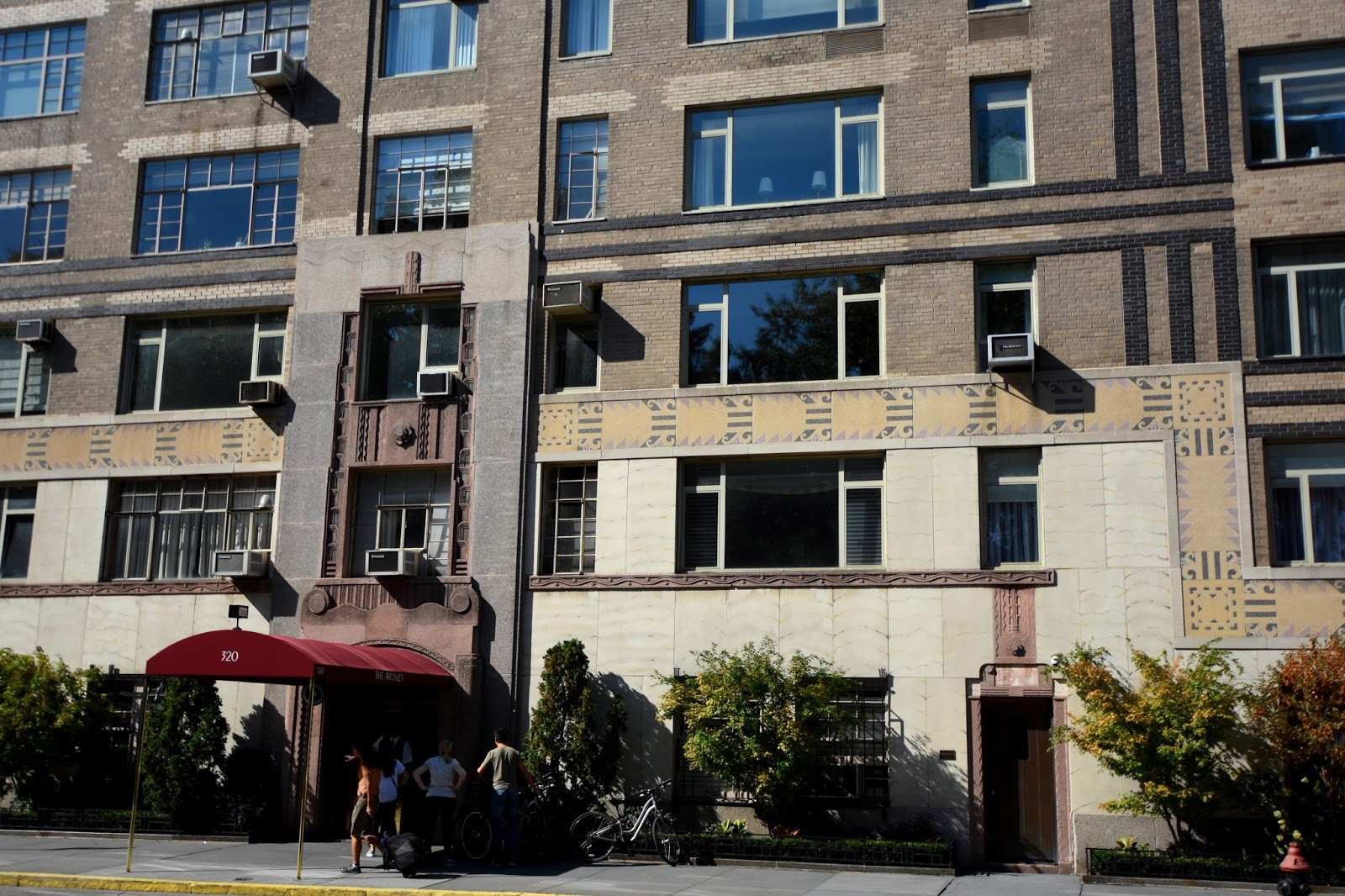 Daytonian in Manhattan: The 1931 Ardsley -- No. 320 Central Park West