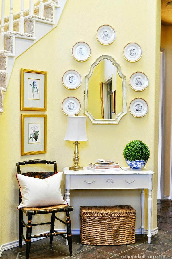 21 Rosemary Lane: Looking for Some Inspiration for Our Foyer