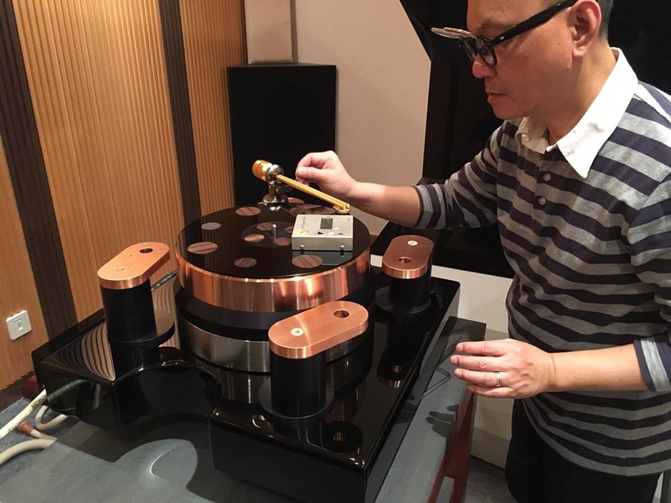 The Hartvig Statement turntable – M & S | Ultimate High-Fidelity