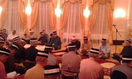 Maharum Bugis Syah (MBS): Majlis Bacaan Yasin dan Tahlil sempena 100 ...