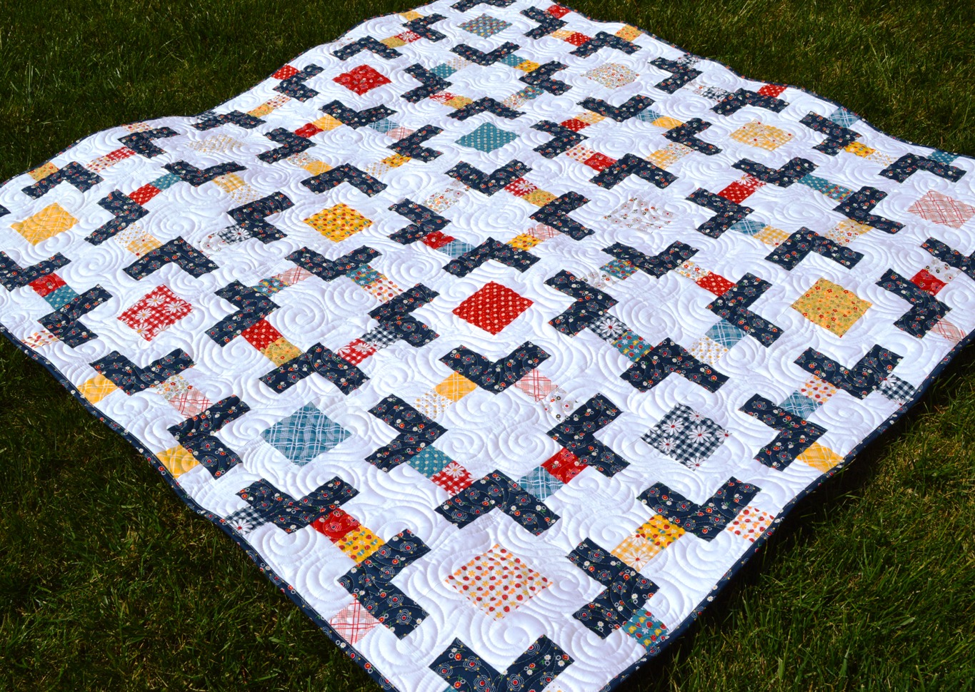 Happy Quilting: Crossroads - A Quilt Tutorial featuring Gingham Girls!!!